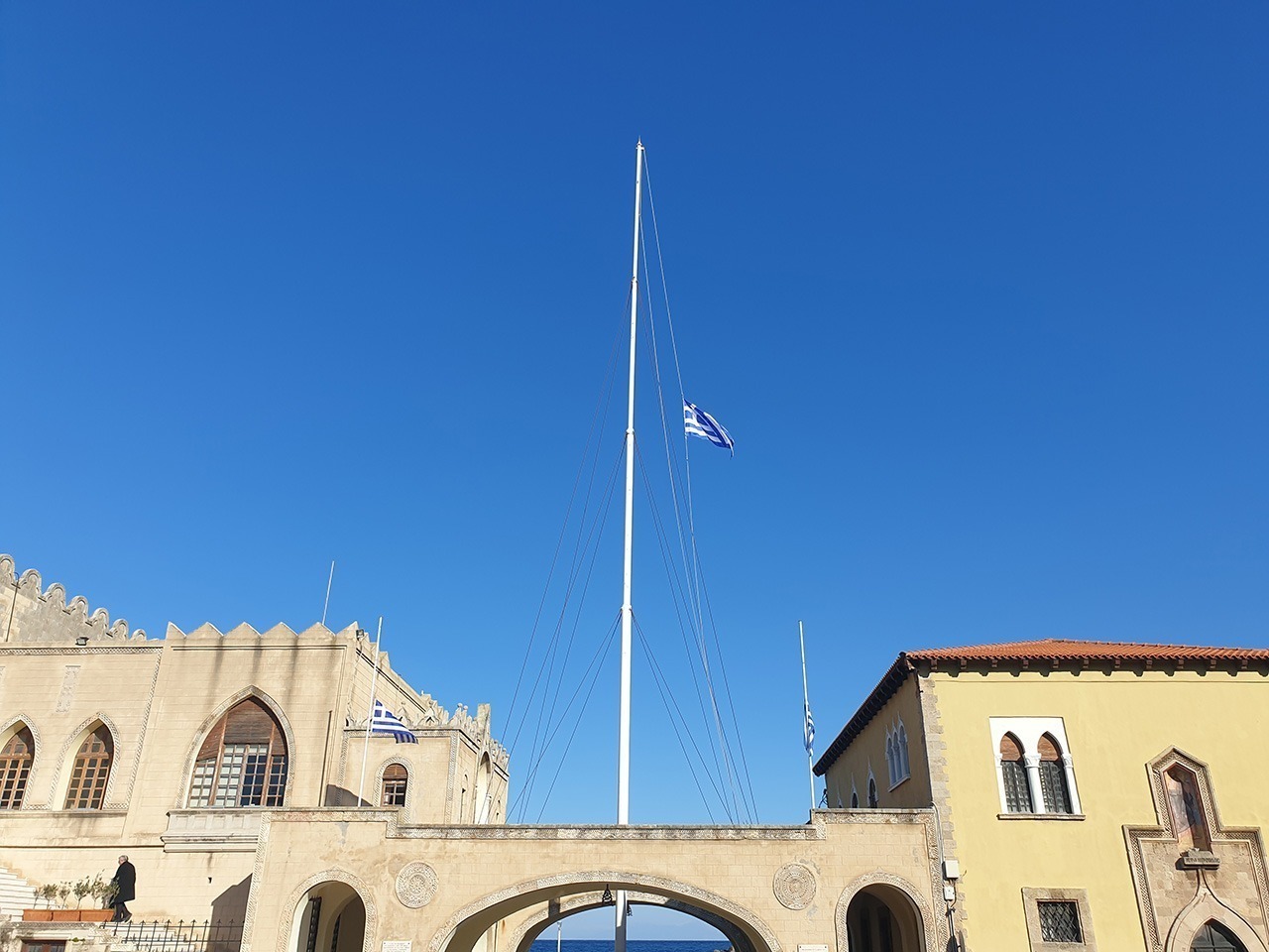 Στον Νεκτάριο Σαντορινιό | rhodes.online